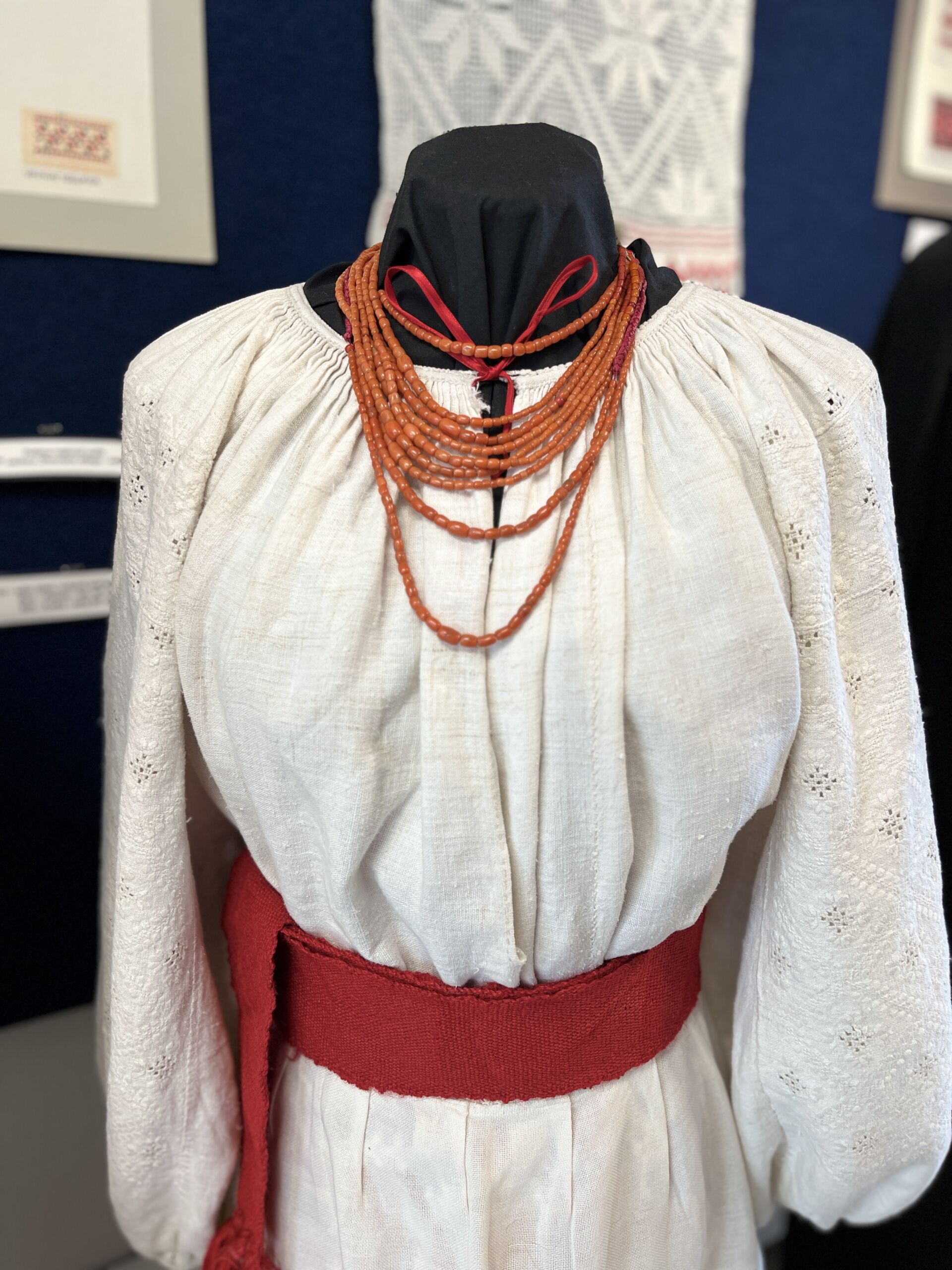 Textiles – Ukrainian Museum of Canada, Alberta Branch